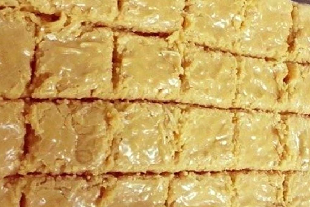 Cocada de leite condensado, desmancha na boca só faço assim - Água na Boca