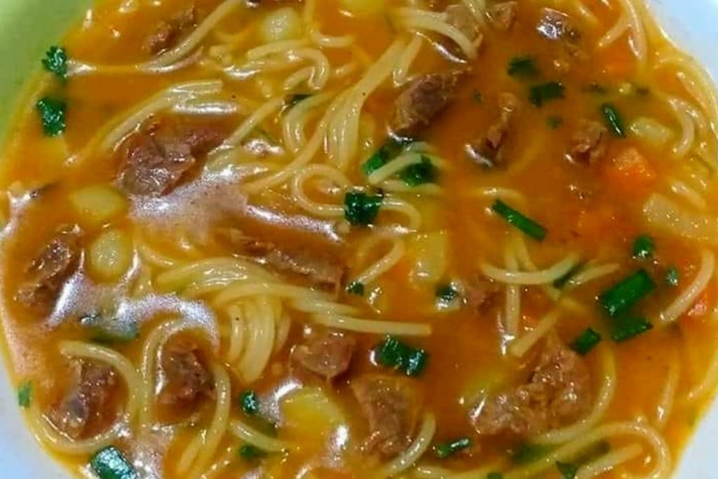 Sopa de carne e legumes, simples e perfeita para os dias frios - Água ...